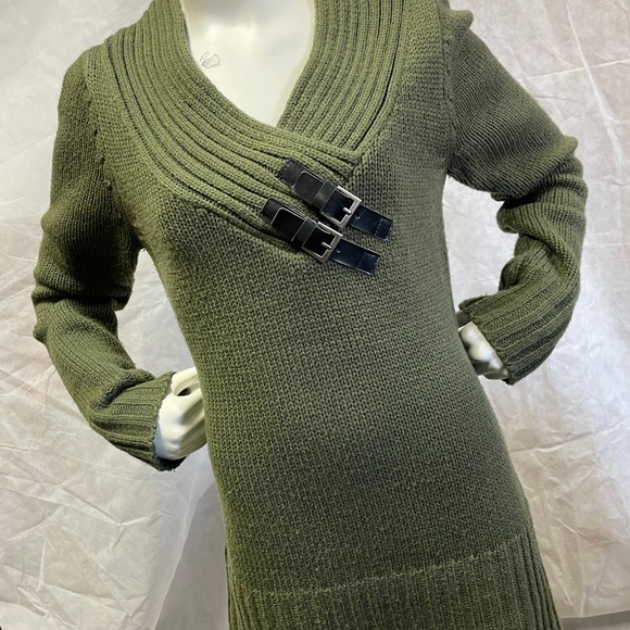 VENUS | Sweaters | Season For Green | Poshmark